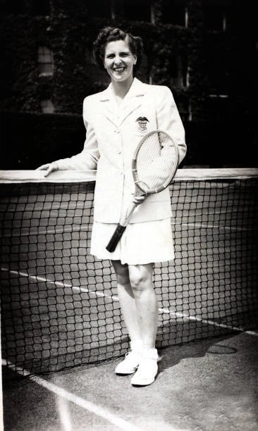 TENNIS CIRCA 1950 Margaret Du Pont Usa Old Photo $9.00 - PicClick AU