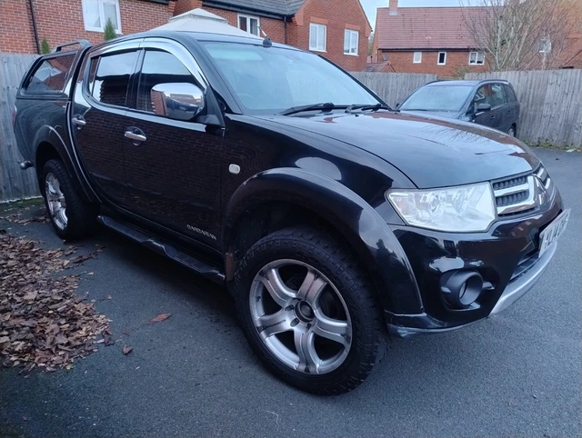 MITSUBISHI L200 2.5 DI-D Barbarian Pickup Double Cab 4dr Diesel Auto ...
