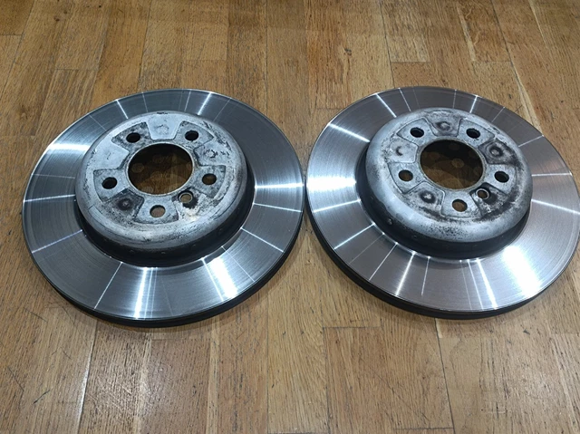 BMW F30 F31 F32 LCI M Sport Rear Left Right N/O/S Brake Disc Set. Rear ...