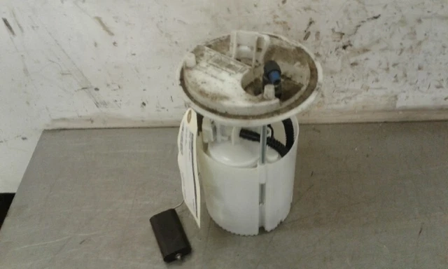 POMPE CARBURANT C Opel Corsa D Hayon 1.4 16V Twinport (A14Xer) 2010 ...