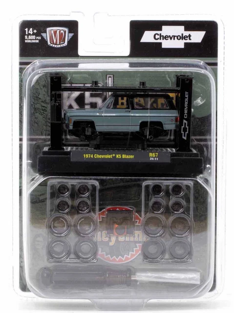 M2 MACHINES 1974 Chevrolet K5 Blazer Model Kit R67 Release 67 1:64 EUR ...