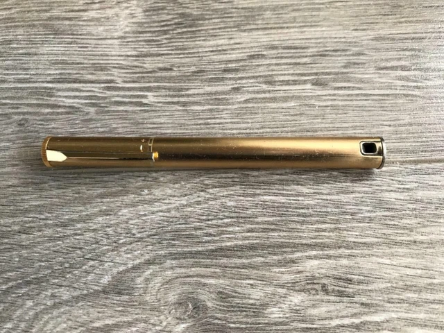 VINTAGE COLIBRI BUTANE Pen Shaped LIGHTER Gold tone, Working Made in ...
