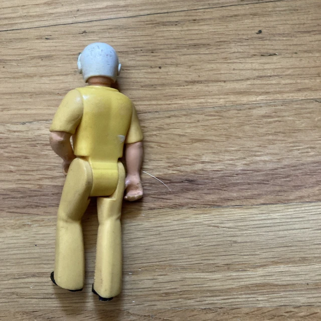 VINTAGE FISHER PRICE Adventure People 1974 Paramedic Action Figure $10. ...