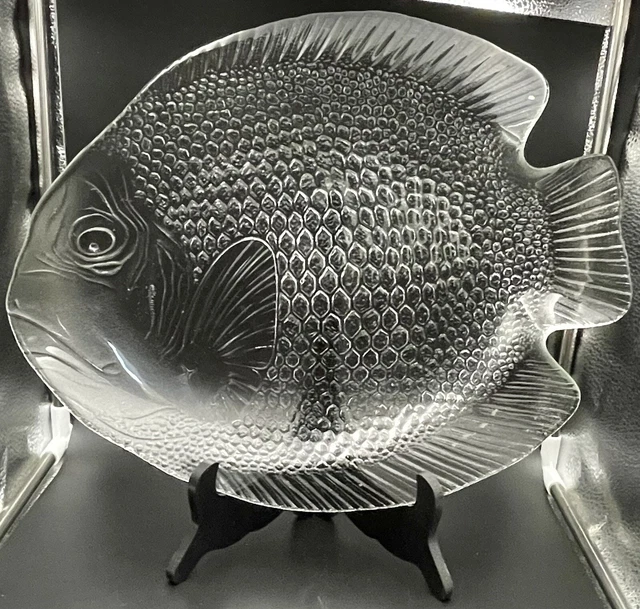 VINTAGE ARCOROC POISSON Clear Glass Fish Plate 15.5” Made in France £28 ...