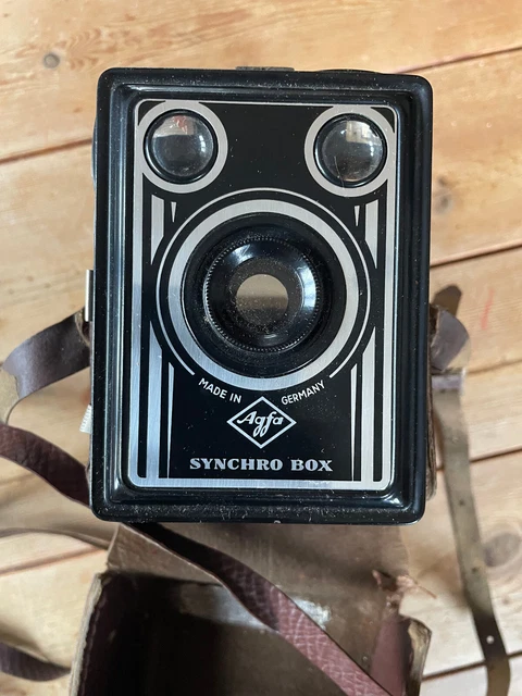 AGFA SYNCHRO BOX, Box Kamera, schwarz, braune Tasche, 65 Jahre alt ...