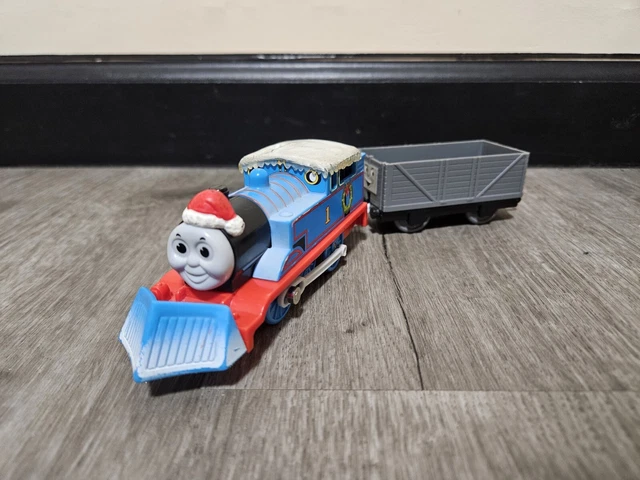THOMAS & FRIENDS Trackmaster Tomy Motorized Holiday Thomas & Truck $36. ...
