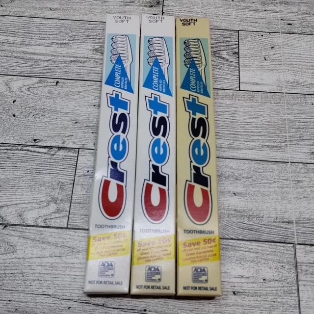 VINTAGE 1995 CREST Complete Set Of 3 Toothbrush / Toothbrushes New In ...