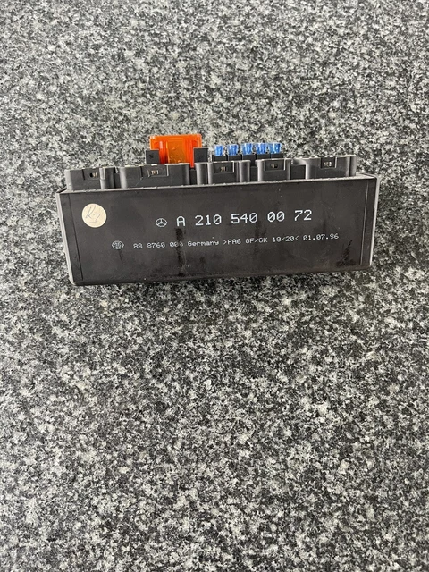 MERCEDES R170 SLK. A2105400072 Relaisleiste Relaiseinheit K40 (7) EUR ...