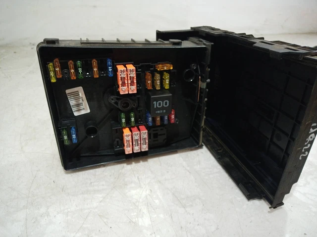 1K0937125A CAJA RELES / Fusibles / 1K0937125 / 1K0937125A / 792537 Para ...