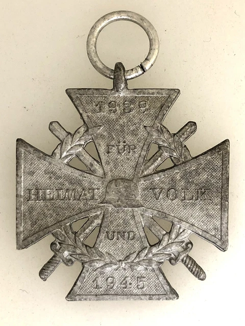 GERMAN ARMY WWII Commemorative War Cross Medal 1939/45 in aluminium £24 ...