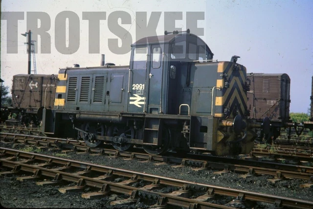 35MM SLIDE BR British Railway Diesel Loco Class 07 D2991 Eastleigh 1970 ...