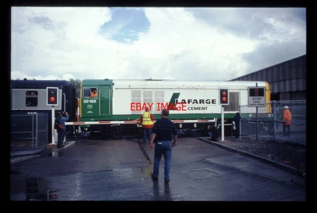 ORIGINAL 35MM SLIDE BR CLASS 20 LOCO NO 20168 LAFARGE CEMENT LIVERY £3. ...