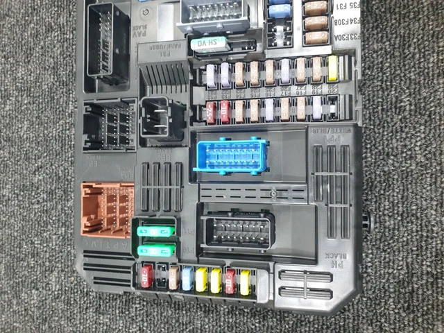 VAUXHALL CROSSLAND BCM Body Control Module Ecu Fuse Box 2020-2023 ...