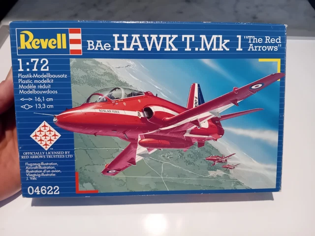 REVELL BAE HAWK T.1A RAF Red Arrows Model Aircraft Kit 1.72 NO STICKERS ...