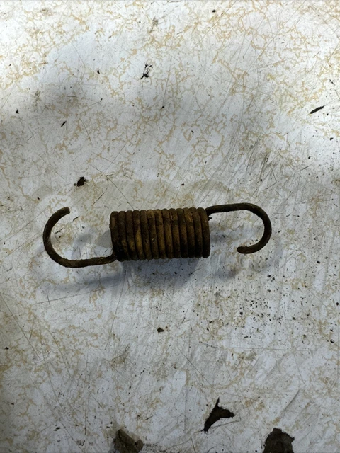 CUB CADET IH pedal return spring 105 125 107 127 147 narrow And Wide ...