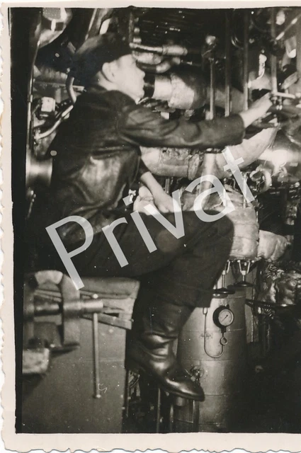 FOTO WK2 KRIEGSMARINE U-Boot Soldat unter Deck M1.33 EUR 34,90 ...