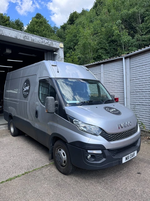 2016 IVECO DAILY 3.5T MWB Hi Matic Twin Rear Wheel, air con, sat nav ...