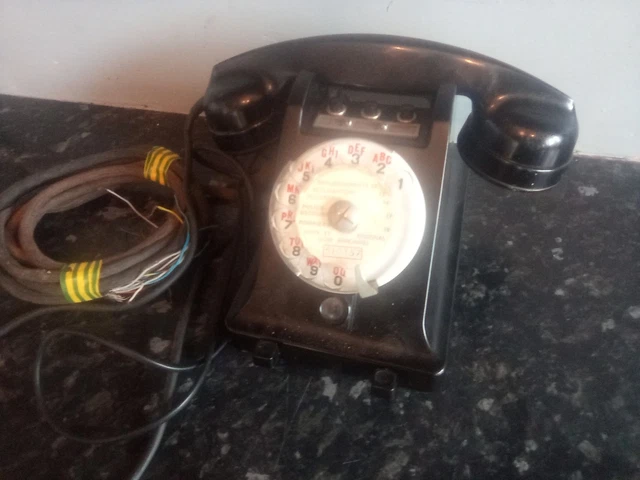 VINTAGE BLACK BAKELITE Rotary Dial P T T French Telephone DAMAGED £17. ...