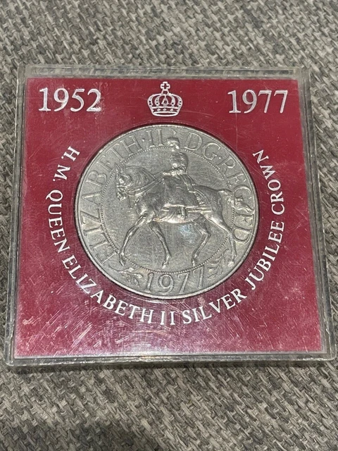 QUEEN ELIZABETH II Silver Jubilee Commemorative Crown Coin 1977 £11.11 ...