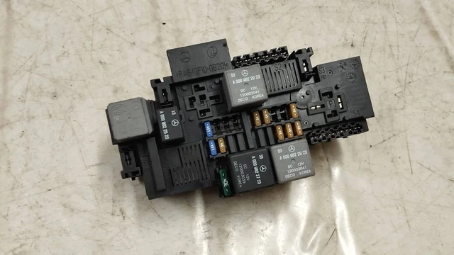 MERCEDES-BENZ GLC X253 C253 2016 Module de fusibles A2229063202 GRB7322 ...