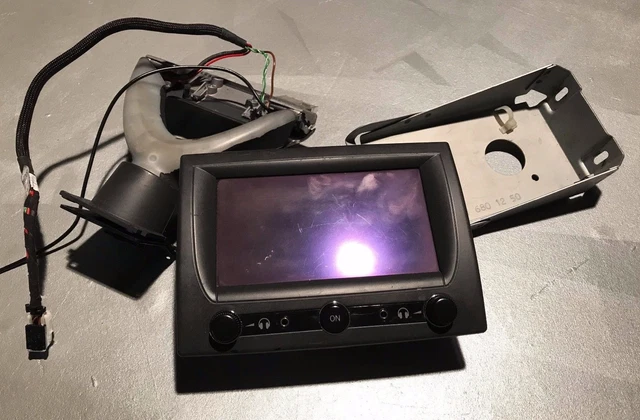 MERCEDES BENZ W211 320CDI 91TKM Fond Monitor Entertainment DVD ...