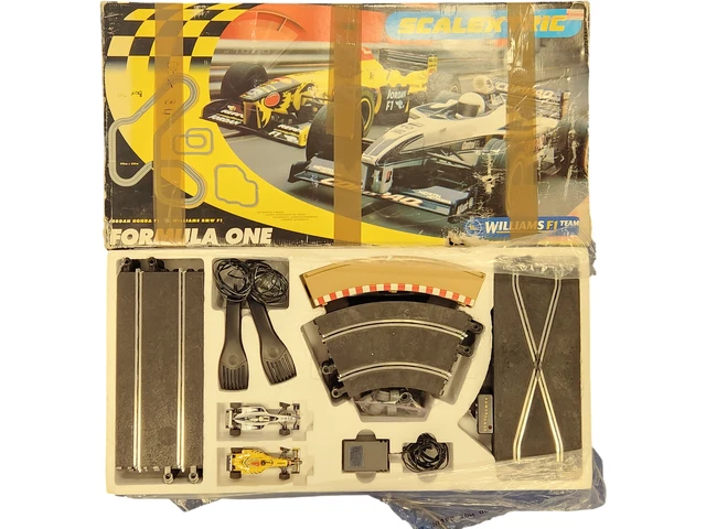 SCALEXTRIC FORMULA ONE Williams Boxed Set Track Cars £30.00 - PicClick UK