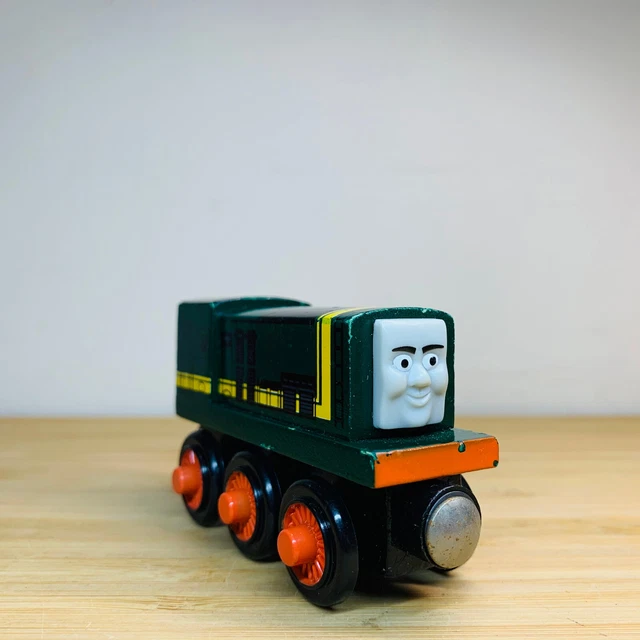 PAXTON - THOMAS The Tank Engine & Friends Wooden Railway Magnet Trains ...