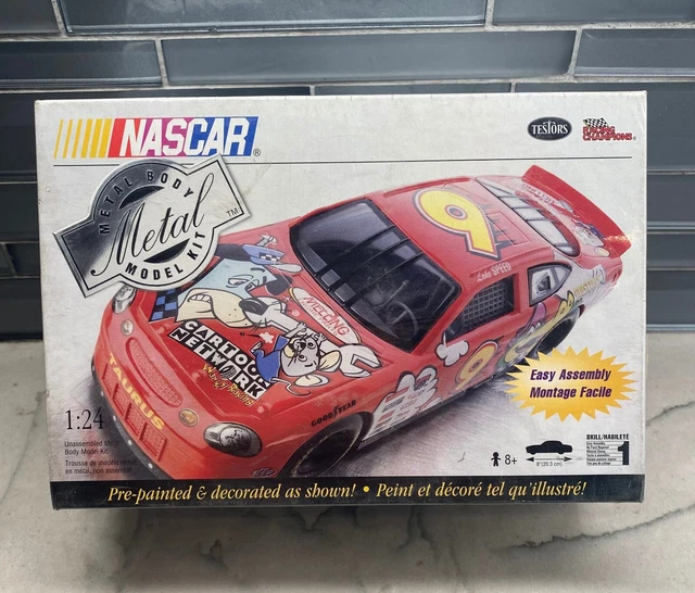 VINTAGE NASCAR MÉTAL Corps Modèle Kit Cartoon Network #9 Taureau 1/24 ...