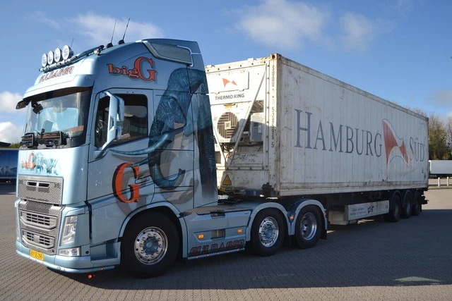 TEKNO 84994 VOLVO FH4 6X2 & SEMI PLATEAU + EIMSKIP CONTAINER 40 ft ...