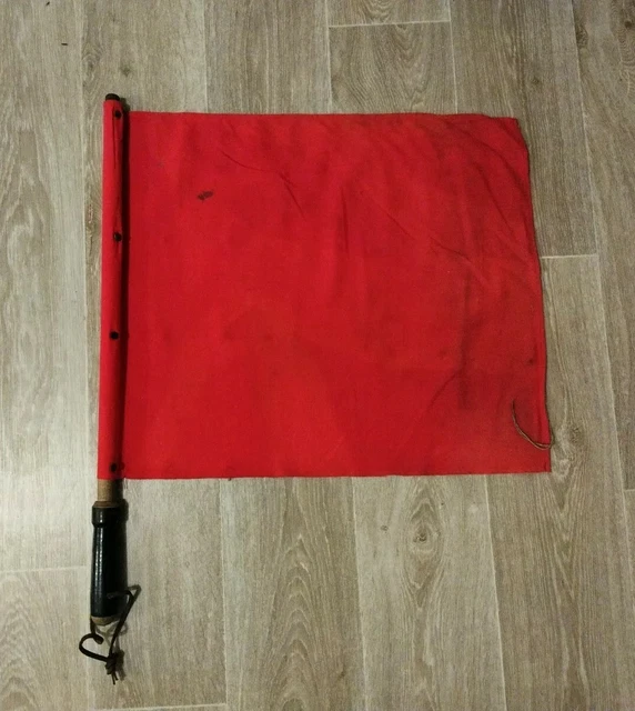 ANCIEN DRAPEAU ROUGE rectangulaire SNCF de train ou chef de gare EUR 50 ...