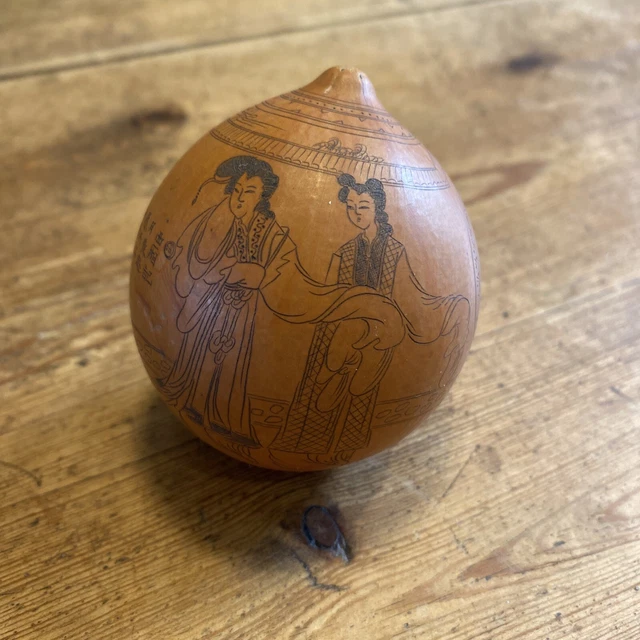 ANTIQUE CHINESE HAND Carved Gourd Seed Pod Scene Dancing Women £25.00 ...