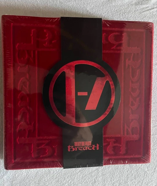 BREACH BOX SET [Nova Bishop] Twenty One Pilots - Brand New / Sealed EUR ...