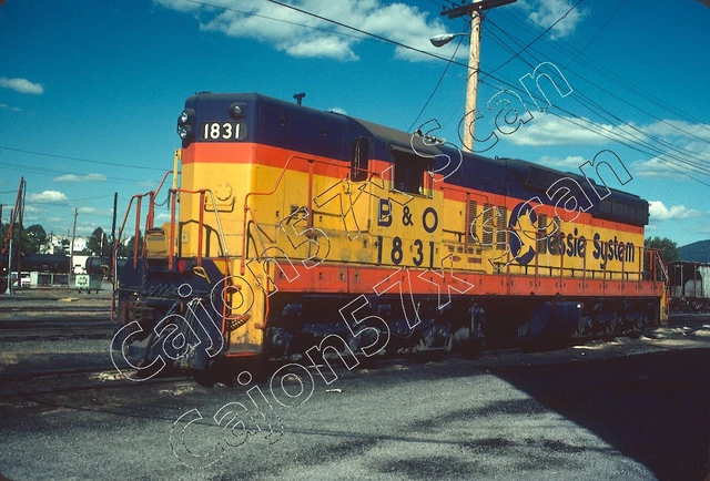 ORIGINAL SLIDE - B&O SD9 1831 Chessie System à Cumberland, MD. 9/85 EUR ...