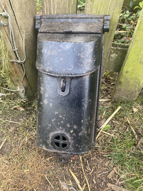 VINTAGE GRISWOLD CAST Iron Mailbox Double Flap £55.00 - PicClick UK