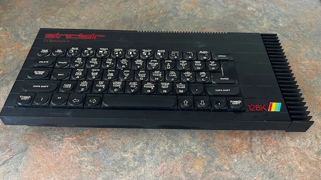 SINCLAIR ZX SPECTRUM + 128K mit Betadisc Laufwerk EUR 450,00 - PicClick DE