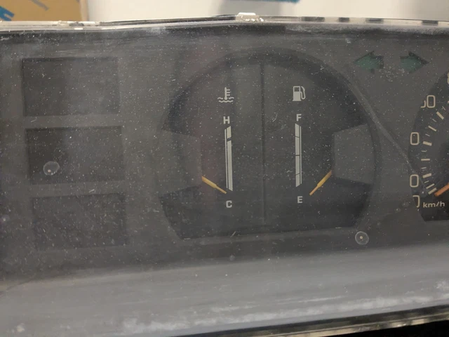 TOYOTA COROLLA KE70 LHD Cluster / Tacho / Dash Clock [83100-1A351] EUR ...