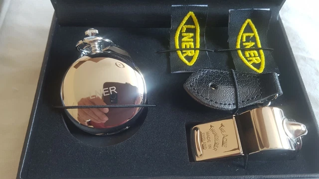 GUARDS GIFT SET LNER Pocket Watch, Whistle & Chain, Lapel Badges ...