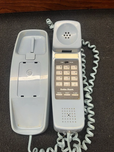 BLUE TRIMLINE RADIO Shack Push Button Telephone Model #43-910 £10.88 ...