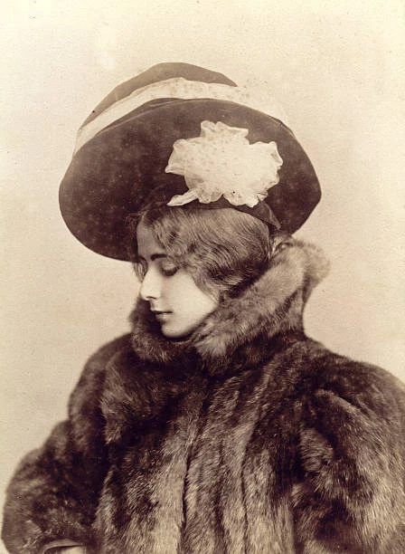 OPERA SINGER FRENCH Dancer Cleo De Merode c1890 5 Old Photo $9.00 ...