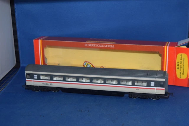 HORNBY R434 BR I-C Exec Livery Mk3 Open 2nd Coach [8 windows] 42251 ...