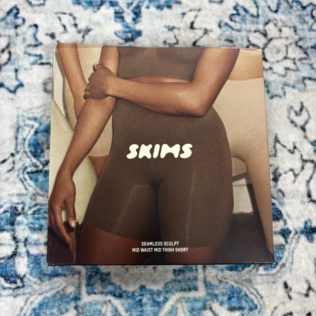 SKIMS SEAMLESS SCULPT Mid Was it Mid Thigh Short Size M £40.20 - PicClick UK