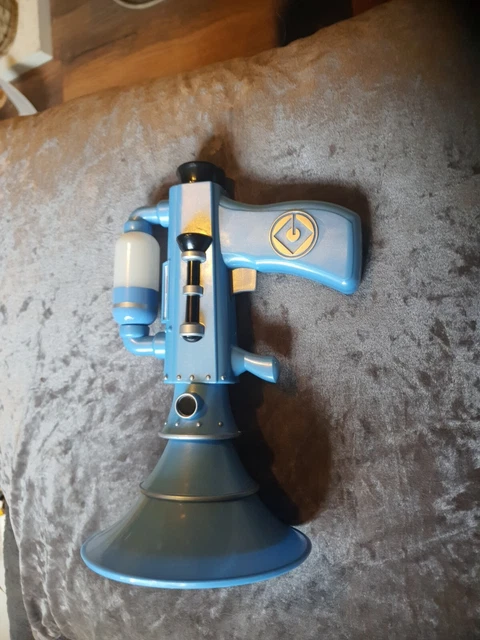 MINIONS FART GUN Blaster Despicable Me Megaphone Thinkway Toys Tested ...