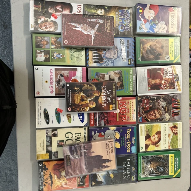 BULK JOB LOT Vhs Movies See Picture £19.95 - PicClick UK