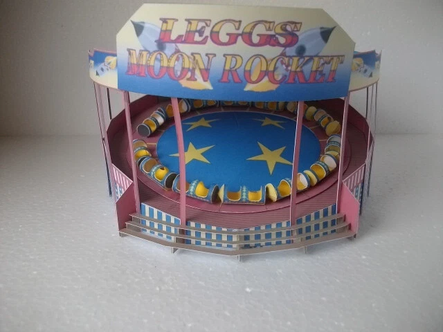 FAIRGROUND MODEL OO Scale Model Funfair 00 Gauge Moon Rocket,Christmas ...