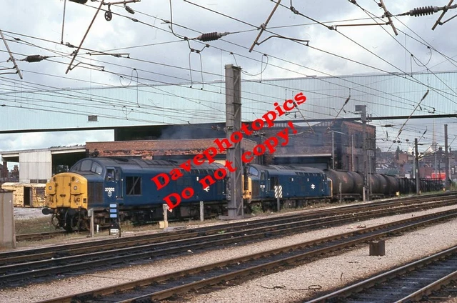 ORIGINAL 35MM Slide Railway Diesel /Steam- 37002 & 37221 @ Preston Aug ...