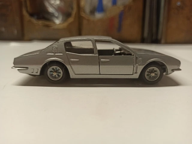 ISO RIVOLTA S4, Mebetoys référence A-30,argent métal, très bon état ...