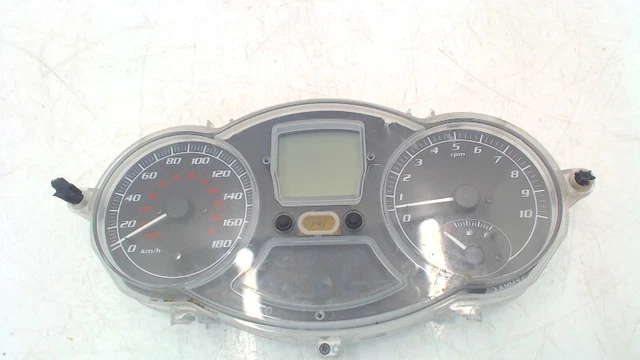 640386 TACHOEINHEIT KMH INSTRUMENT PANEL Piaggio / Vespa MP3 400 LT ...