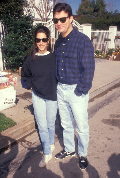 ACTRESS JAMI GERTZ husband Tony Ressler at Henry Winklers Brun- 1991 ...