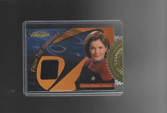 THE QUOTABLE STAR Trek Voyager Captain Kathryn Janeway Costume Relic ...