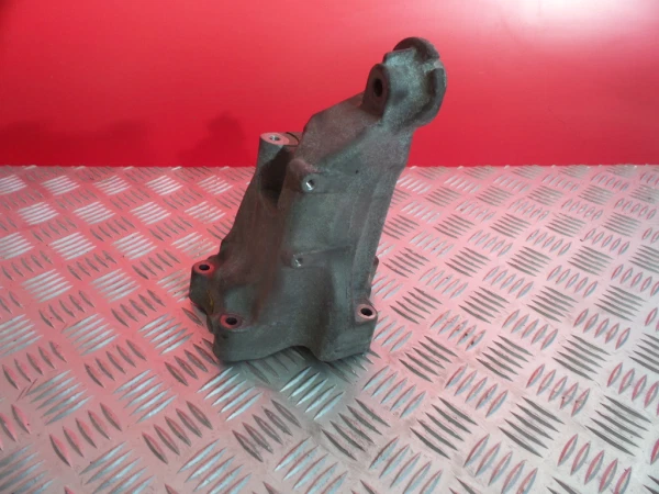 SOPORTE MOTOR MERCEDES BENZ C CLASS Coupé (C204) OM 651.911 178235 EUR ...